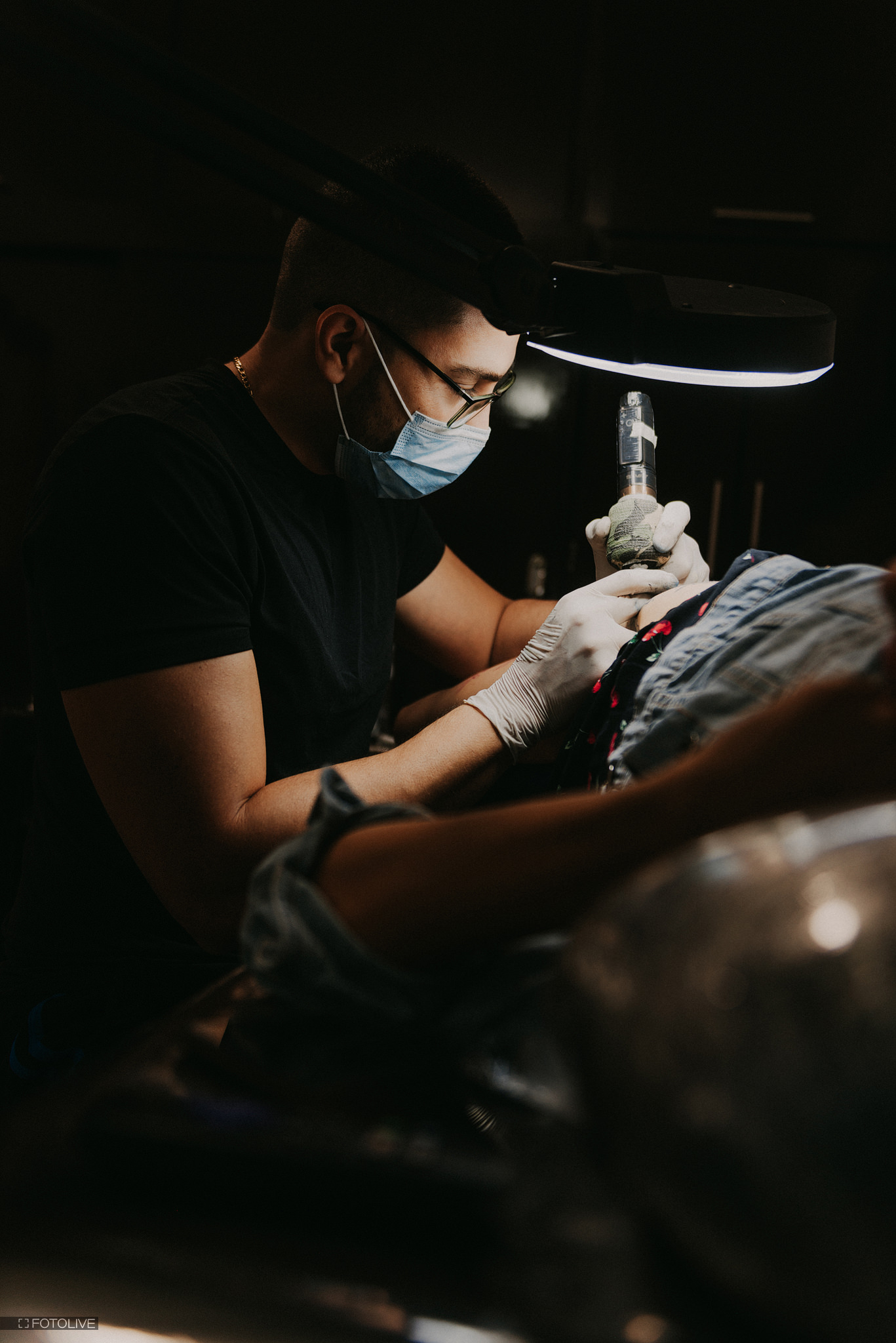 Ismary Salas en Kraken Tattooo Studio por FOTOLIVE